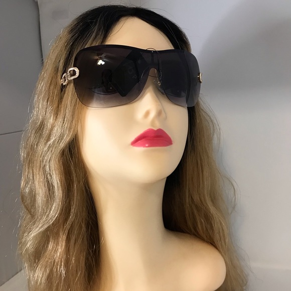 Accessories | Womens Black Oversized Modern Retro 200s Sunglasses ...